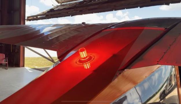 01-0771080-01 | LED BEACON, 28V, A470A MOUNT Whelen - Air Power Inc